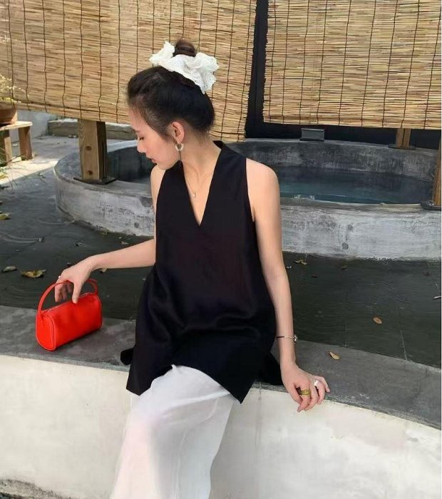 【木棉衣舖】韓版寬鬆V領無袖漢麻襯衫 -0625 | Yahoo拍賣