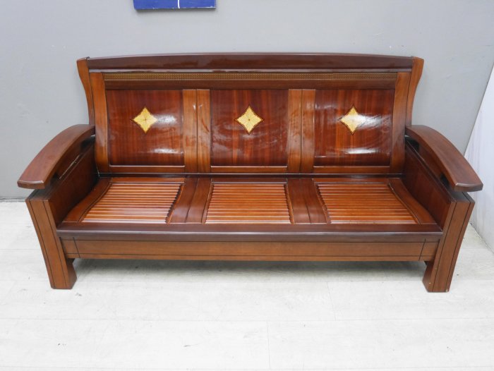 台北二手家具 百豐悅 新北二手傢俱-二手 木製沙發 樟木色 三人沙發 客廳沙發 會客沙發 中和二手家具推薦 文山二手家具 | Yahoo拍賣