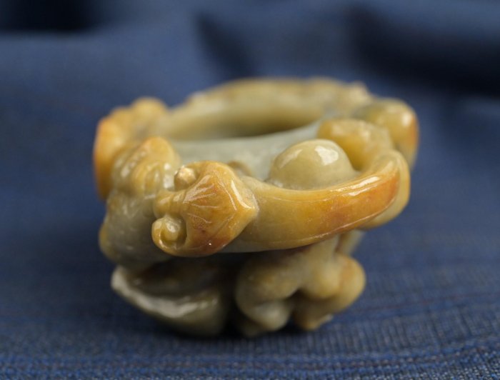 《玖隆蕭松和 挖寶網XB》託拍 天然翡翠巧雕 如意貔貅 玉筆洗 重約 166g (04087X) | Yahoo拍賣