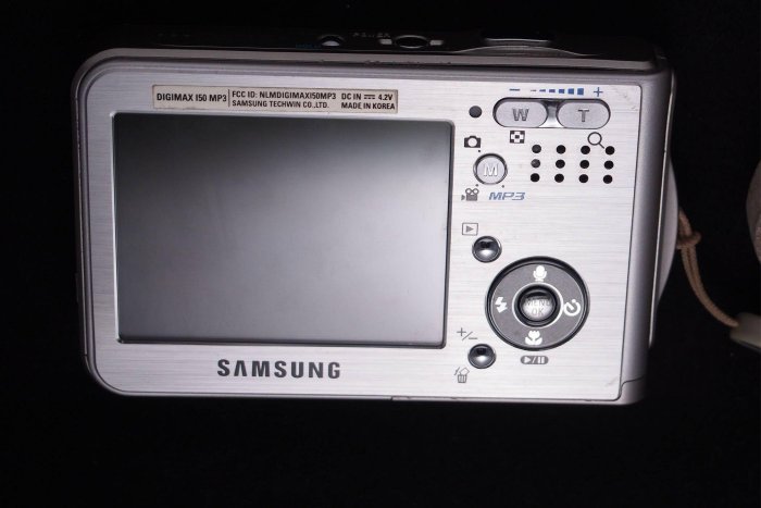 SAMSUNG Digimax i50 MP3 CCD 隨身相機 低價起標 稀有少見 相機+MP3播放器 | Yahoo拍賣