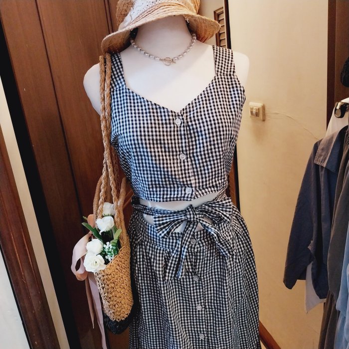 Sweet111韓國甜心 *正韓 韓製 腰鏤空綁帶 腰後鬆緊 格紋棉長洋裝 超值!!八一元起標無底價 | Yahoo拍賣