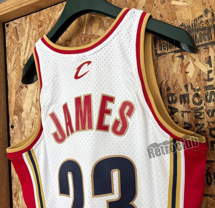 Retro CLUB【一元起標】【全新】Mitchell & Ness NBA Cavaliers 克里夫蘭騎士隊 James #23 復古 ...