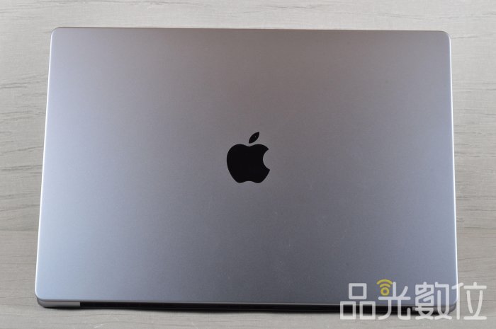 【品光數位】Apple MacBook Pro M1 MAX 10C32G 16吋 32G 1T 內顯 循環2次 系統12.7.4 #128712 | Yahoo拍賣