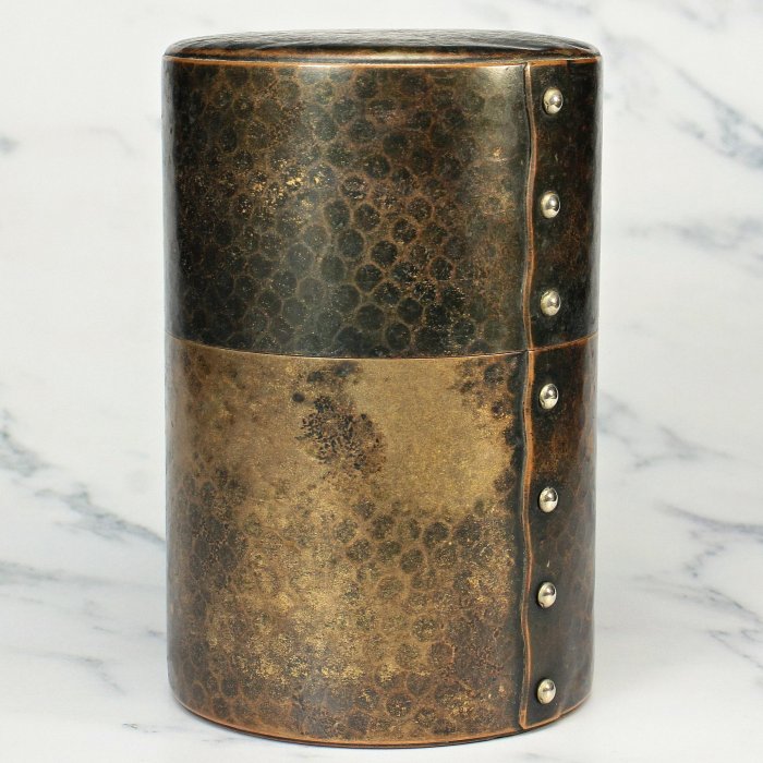 【桑園の】日本高級金工 茶罐 鎚起銅器 落款 上彬 鉚釘紋 手打出 老工法 茶倉 J 9126 | Yahoo拍賣