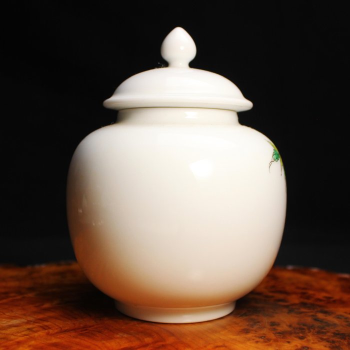 【桑園の】瓷器名家 蔡曉芳 曉芳窯 將軍罐 粉彩 手繪 茶罐 茶倉 底款 (委託品) T 7419 A09 | Yahoo拍賣