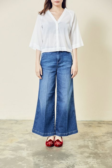 //MASKA//白色V領寬罩衫!!KIITO APT-3R 小闆娘 | Yahoo拍賣