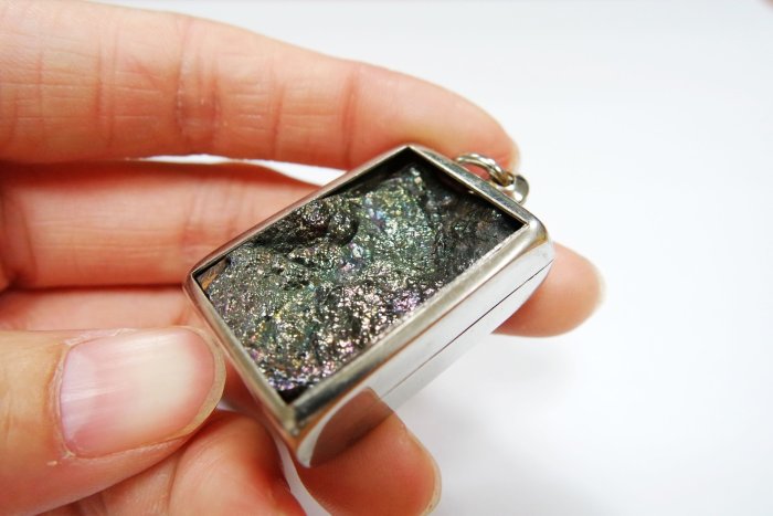 【泰國】頂級七彩鎳萊(力泥)(流鐵)吊墜 / 編號E001 /附鏈子 | Yahoo拍賣