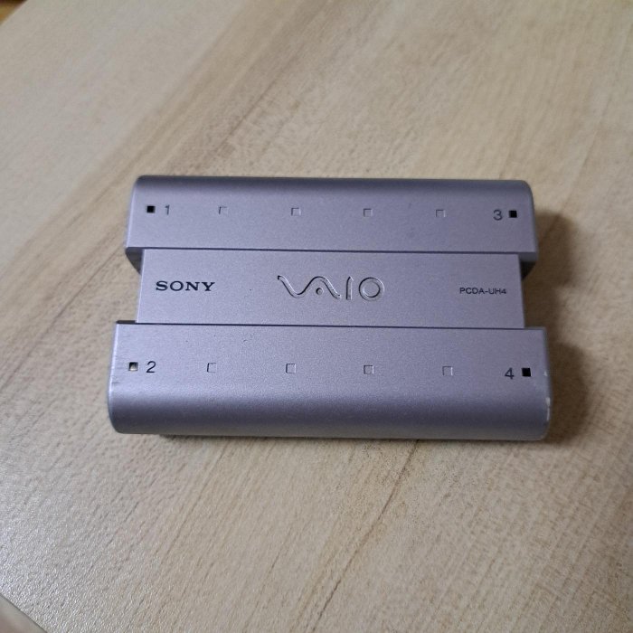 B. SONY PCDA- UH4連接器 /一件 | Yahoo拍賣