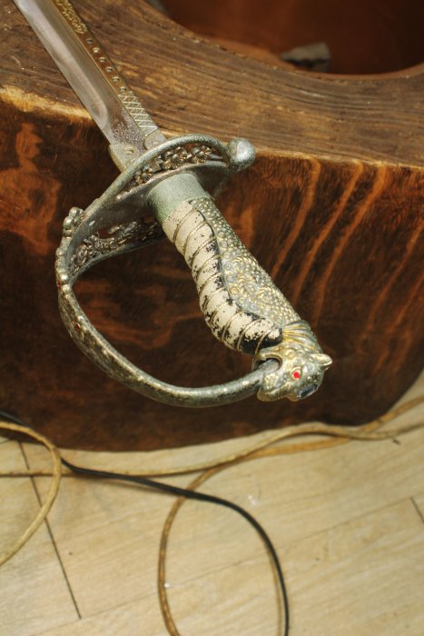 【桑園の】清代 豹首 神龍 梅花刀 骨董老件 收藏品 古道具 (委託品) Q 7042 A01 | Yahoo拍賣