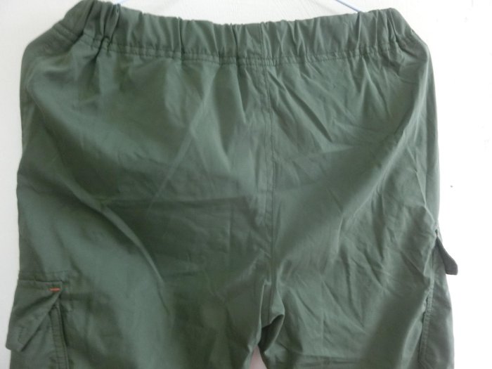二手lativ綠色休閒褲 褲長92Cm | Yahoo拍賣