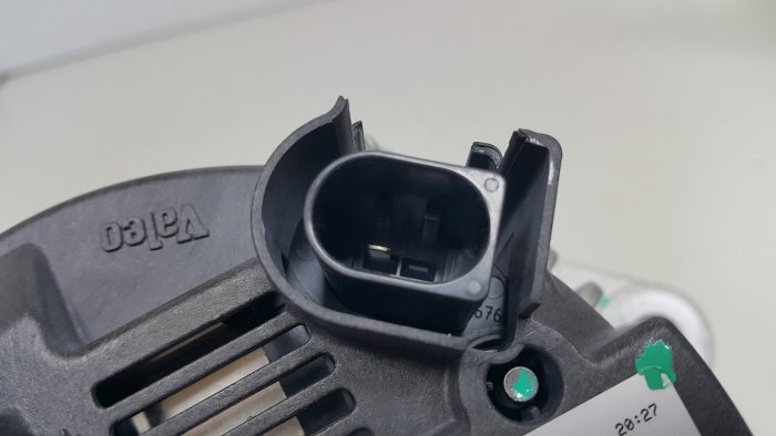 BMW E60 E61 N47N2 M57N 170A 6溝 06-07 發電機 12317836592 437556 | Yahoo拍賣