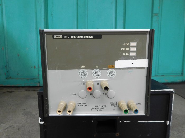 Fluke 732A DC Reference Standard | Yahoo拍賣