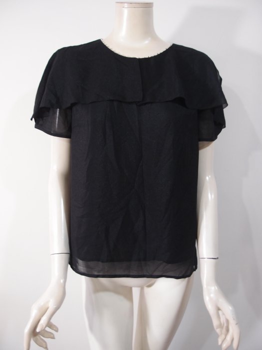 Book Wang~專櫃品牌 PERNG YUH~(適大M~L號)~二手領邊縫珠飾黑色雪紡衫~ | Yahoo拍賣