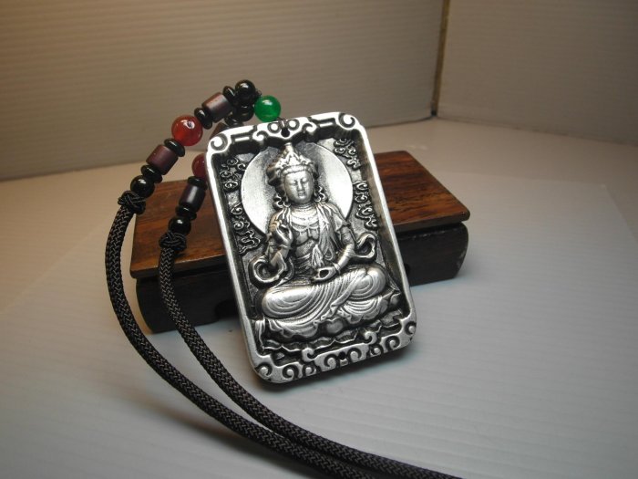 [阿德二手雜貨鋪] 一元起標 7617 西藏 平安佛牌 | Yahoo拍賣