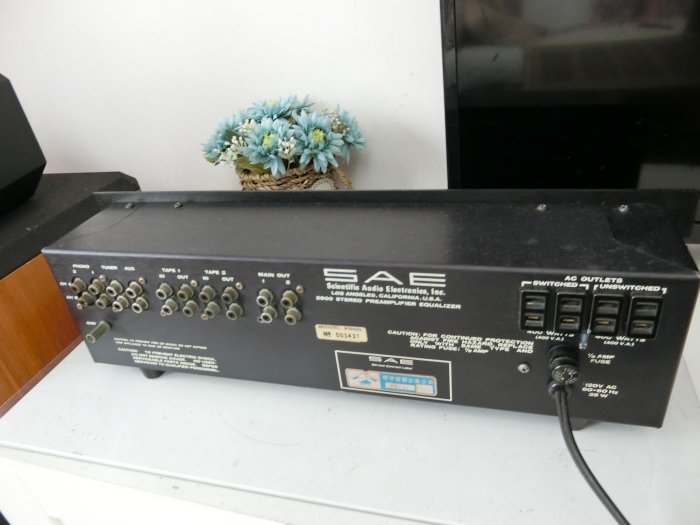 美國製 SAE 2900古典前級擴大機SAE 2200兩台一起賣 | Yahoo拍賣