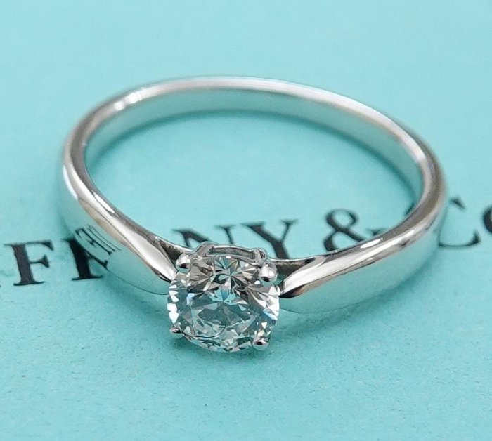 1元起標無底價【8/10 週日結標】【TIFFANY】harmony 單鑽 PT950鉑金 鑽戒 0.39CT 國7.5 | Yahoo拍賣