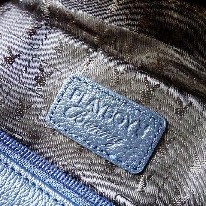 一元起標～當 我 們 在 衣 起C-WIT＊╯全新專櫃PLAYBOY個性雜誌款包 | Yahoo拍賣