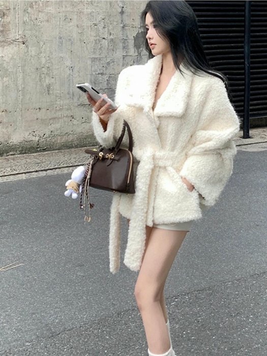 ∴☆ 【Jenny Shop】☆*∴ 韓國連線 正韓 ~保暖羊羔毛大翻領腰帶大衣外套 - 二色預購【2775772446】 | Yahoo拍賣