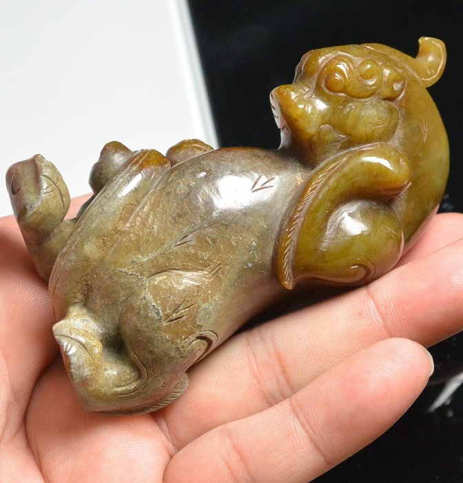 [天地居] 帶沁和闐玉獸 祥瑞 0513 | Yahoo拍賣