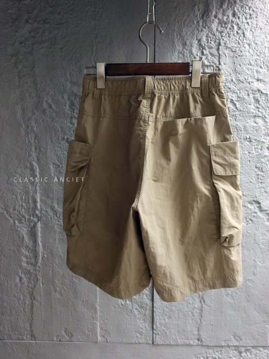 CA 日本品牌 UNIQLO 卡其色 降落傘工裝短褲 S號 一元起標無底價H70 | Yahoo拍賣