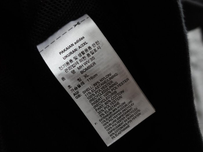 CA 愛迪達 adidas 女款 黑色 休閒夾克 2XL號 一元起標無底價E243 | Yahoo拍賣