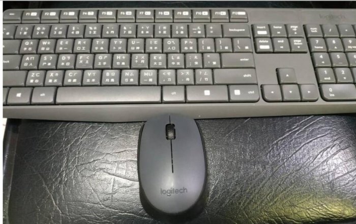 羅技logitech M170滑鼠+K235鍵盤+接受器 無線鍵鼠組 功能正常 近全新 深灰 | Yahoo拍賣