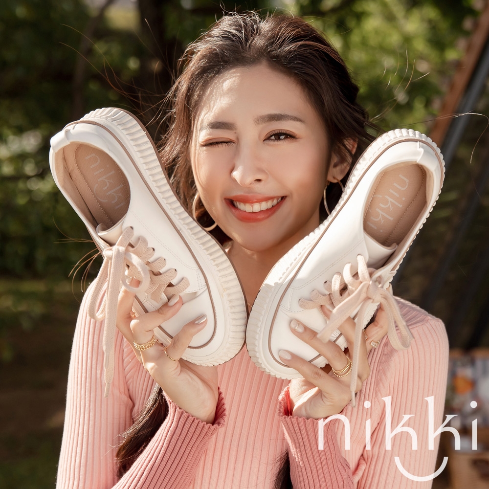 ANNSTAR NIKKI聯名-被擁抱的舒適餅乾厚底小白鞋4cm | 厚底鞋 | Yahoo購物中心
